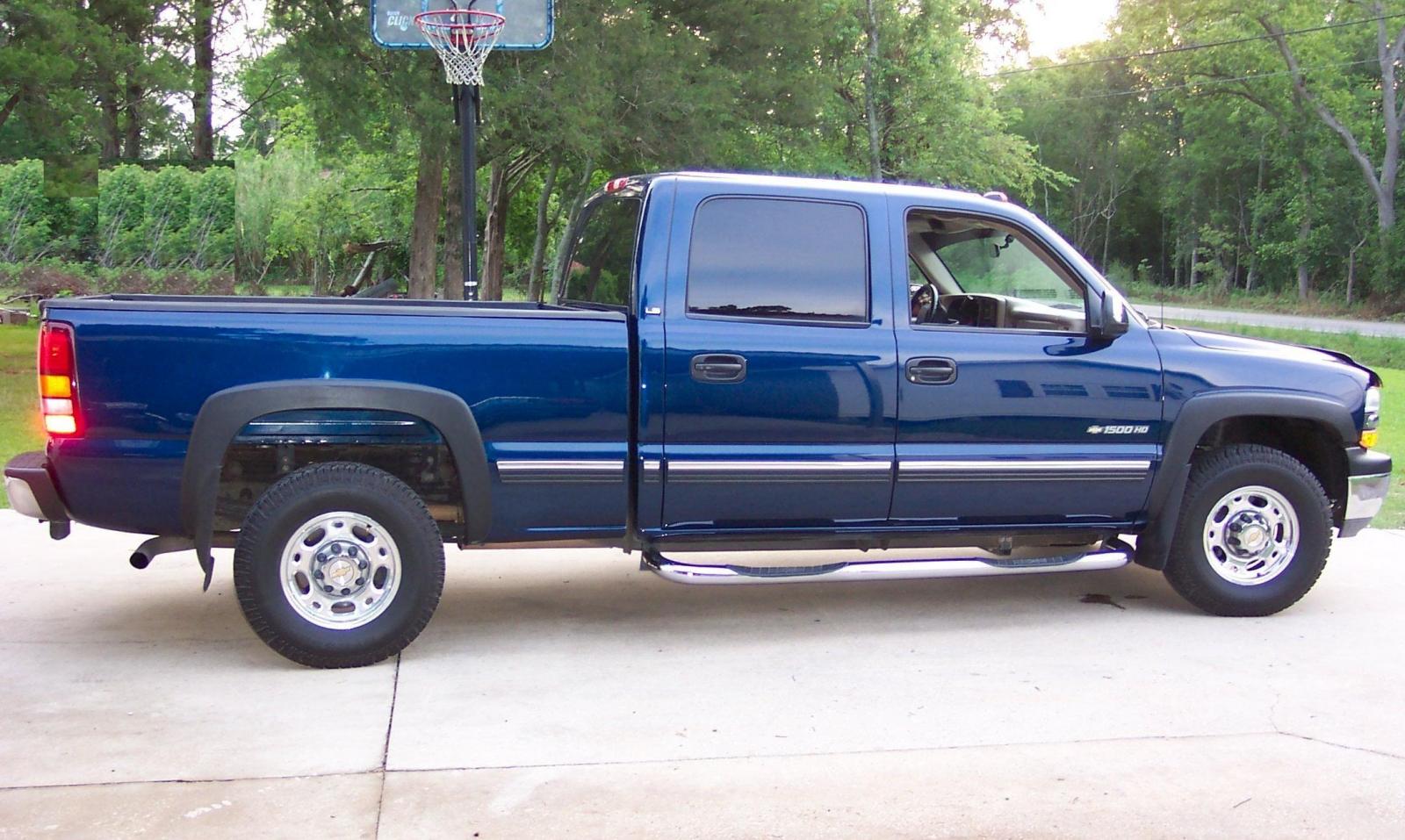 Chevrolet Silverado 1500HD - Fullsize HD Trucks - GM-Trucks.com