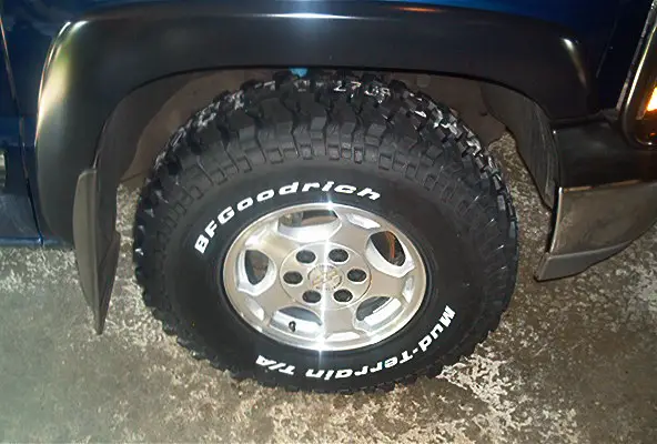 255/85-16 Tires On 2500 Gmc - 2000-2006 & 2007-2014 Chevrolet Silverado ...