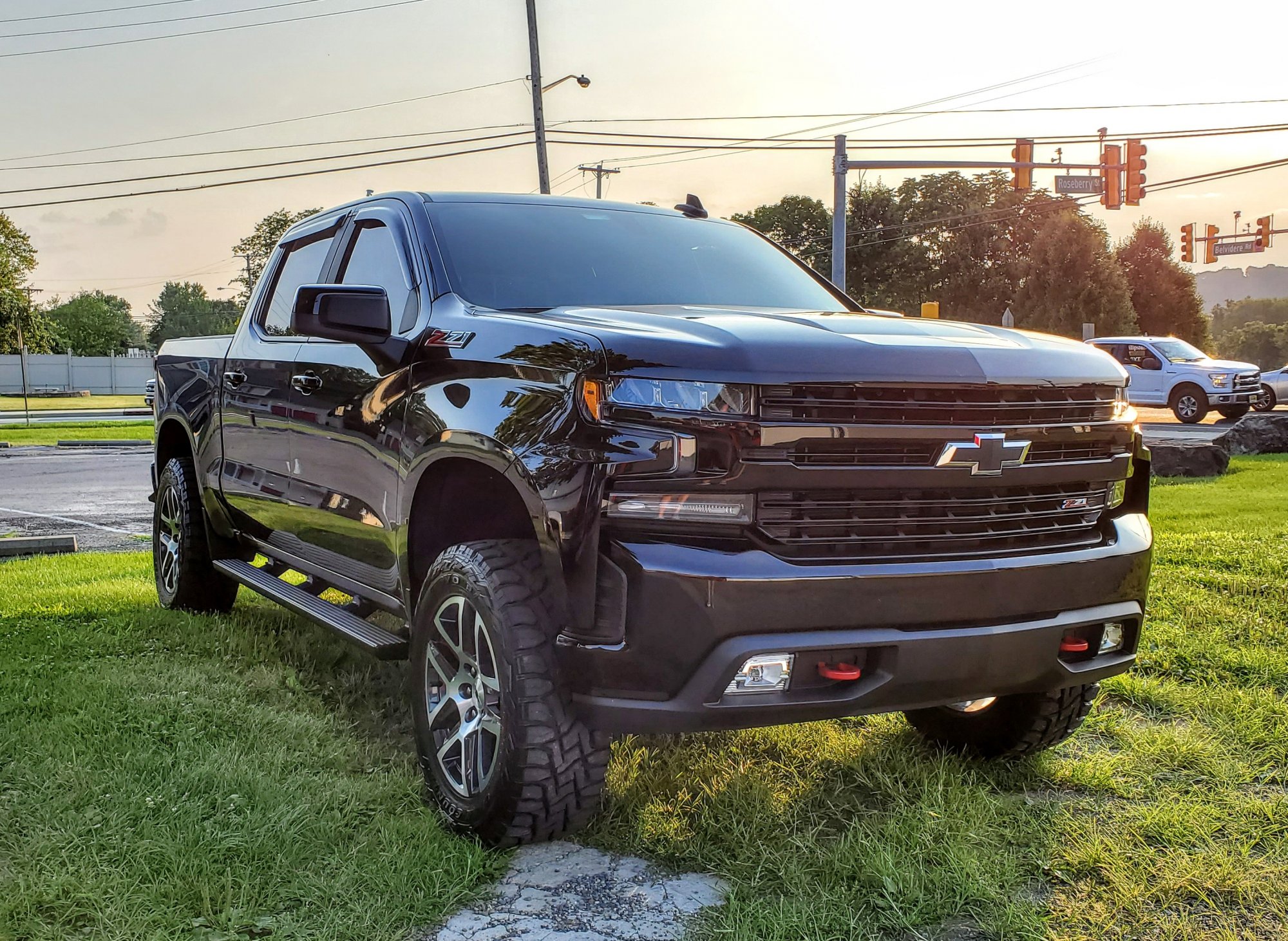 Show Us Your 2019 & Up T1 Pictures ! - Page 98 - 2019-2025 Silverado ...