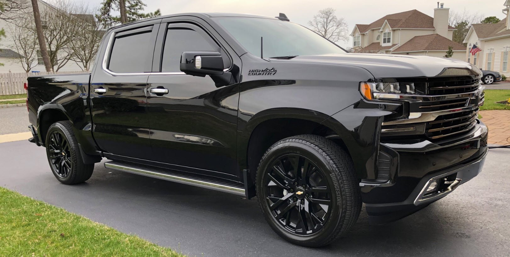 High country emblem - 2020-2024 Silverado HD & Sierra HD - GM-Trucks.com