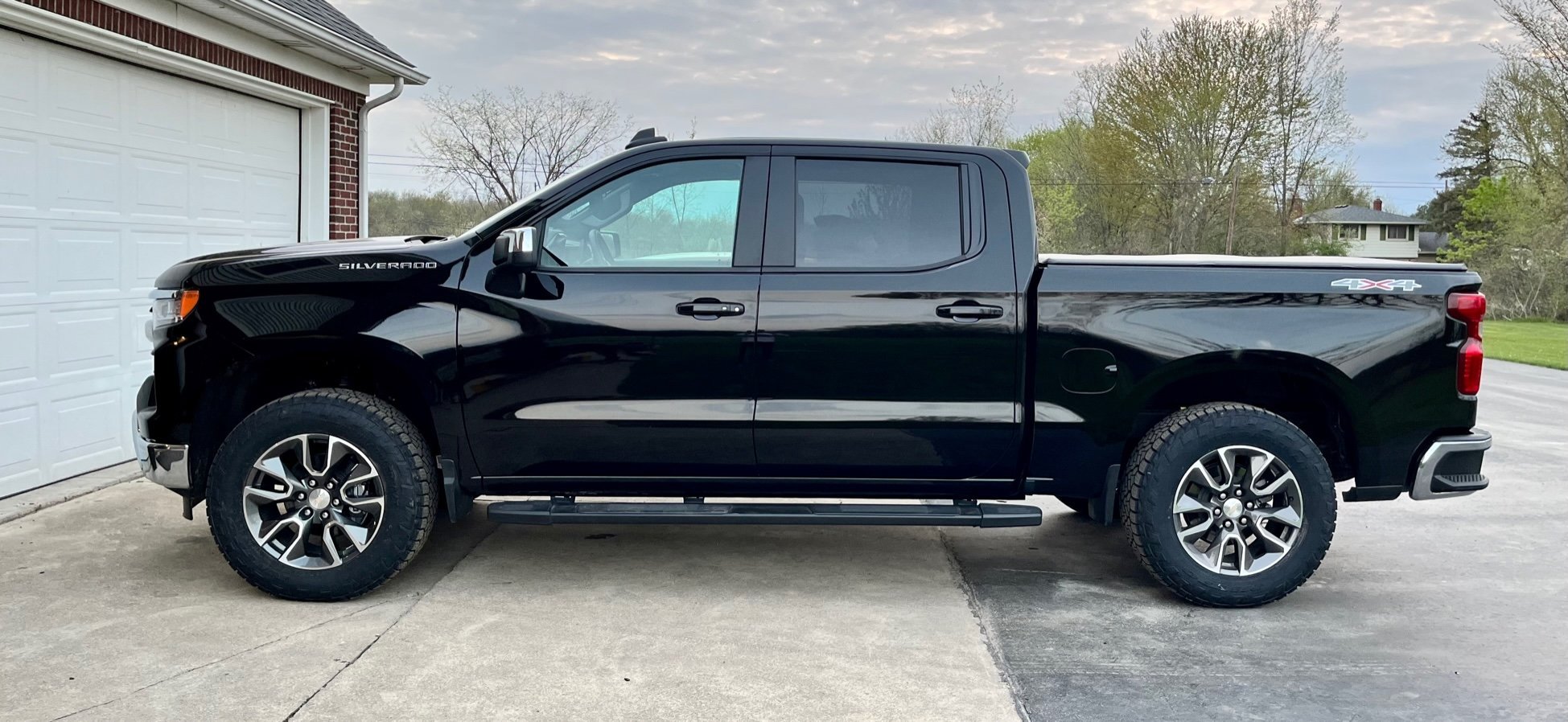 LT 2FL Package - 2019-2026 Silverado 1500 & Sierra 1500 - GM-Trucks.com