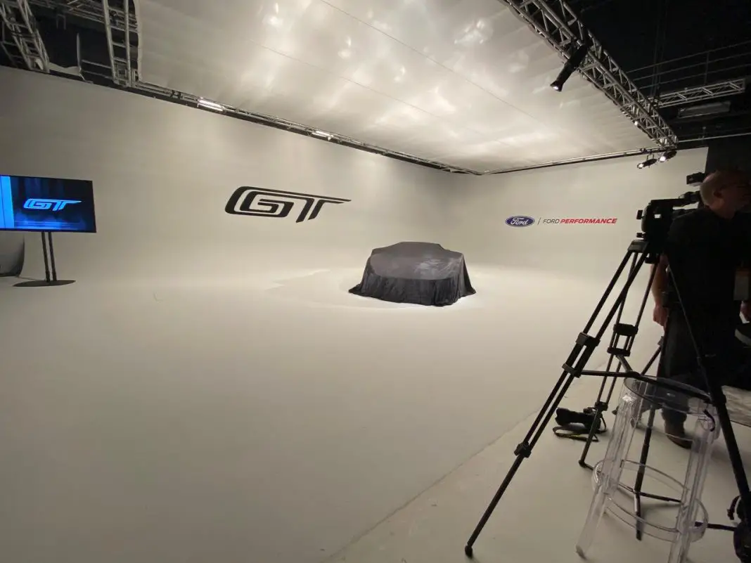 Chicago Auto Show Kicks Off: Pre-Show Party Preview - GM-Trucks.com