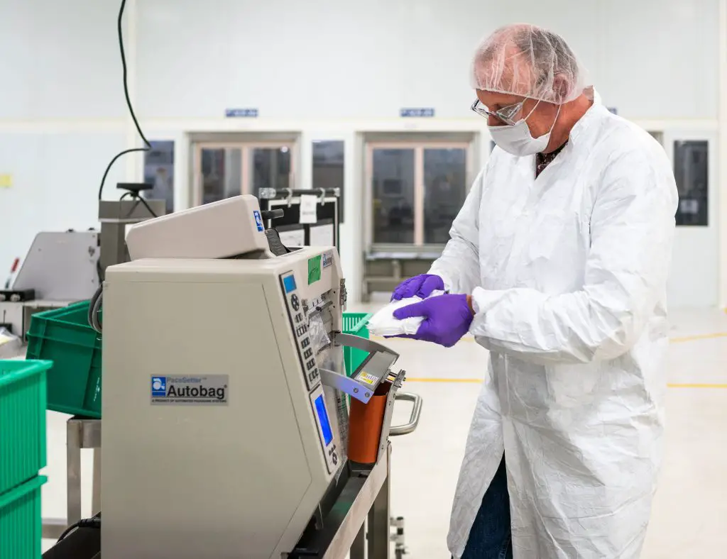 GM Ships Its Millionth Medical Mask | GM-Trucks.com