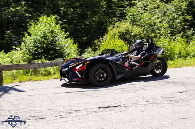 Reviewed: Polaris Slingshot R Is Thrilling, Exciting & Expensive | GM ...