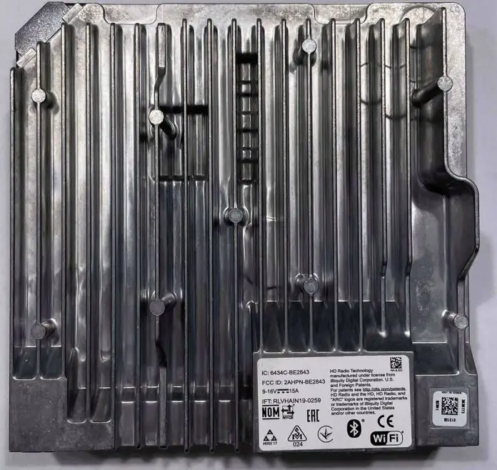 Wireless Android Auto And Apple CarPlay Upgrade On The Way For 2020 ...