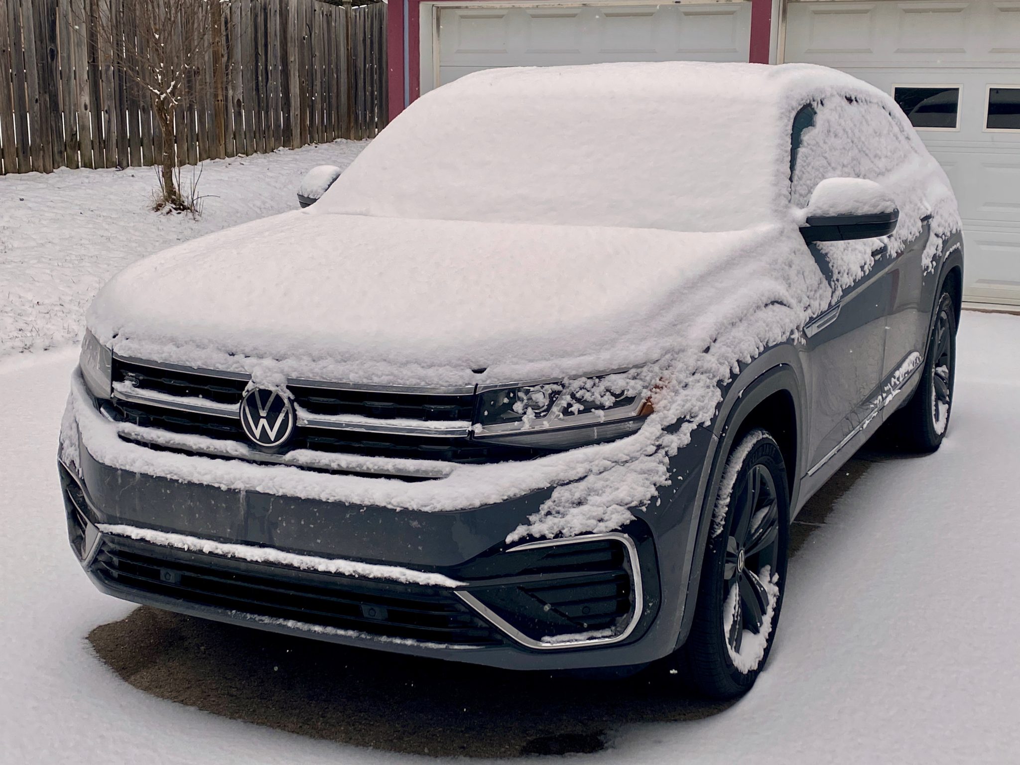 Competitive Review: Volkswagen Atlas Cross Sport | GM-Trucks.com