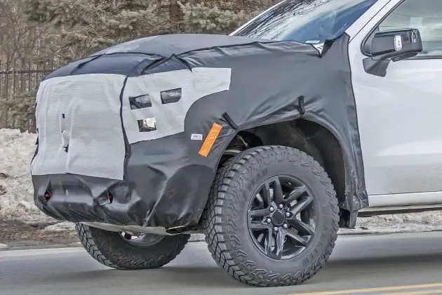 [Spy Shots] 2022 Silverado ZR2 Photographed For The First Time? | GM ...