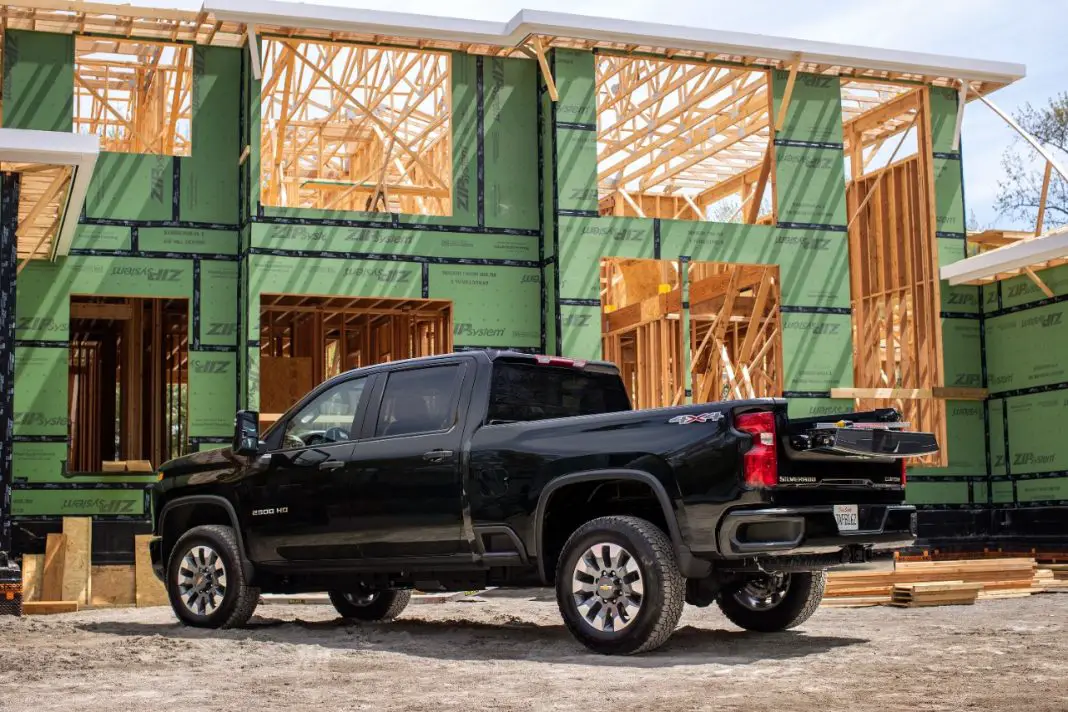 2022 Chevrolet Silverado HD Upgraded With Awesome Multi-Flex Tailgate ...