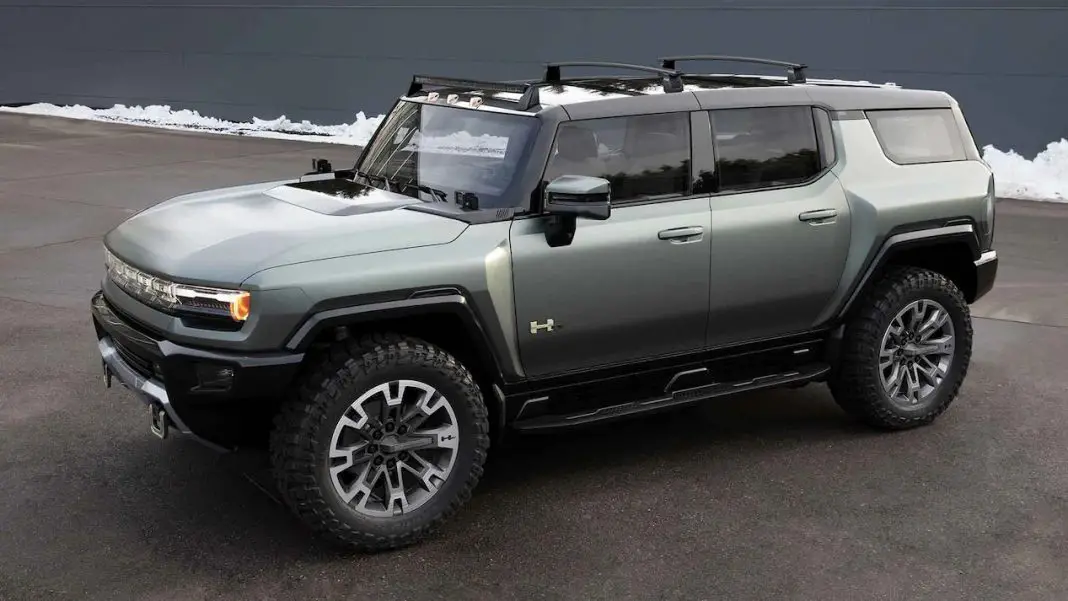Here's A Detailed Look At The First 8 Official HUMMER EV Accessories ...