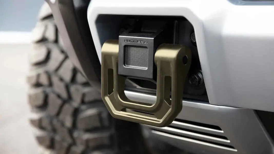 Here's A Detailed Look At The First 8 Official HUMMER EV Accessories ...