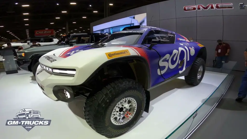 Here's Your Own Personal Tour Of The GMC HUMMER EV Booth at The 2021 ...