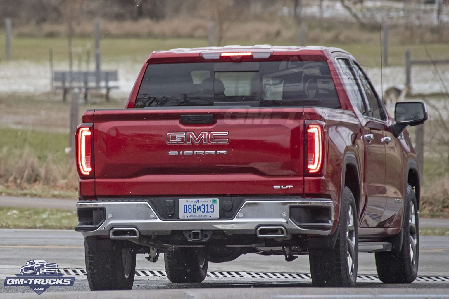 Next-Gen Sierra SLT/Pro X31 Duo Spotted Undisguised | GM-Trucks.com