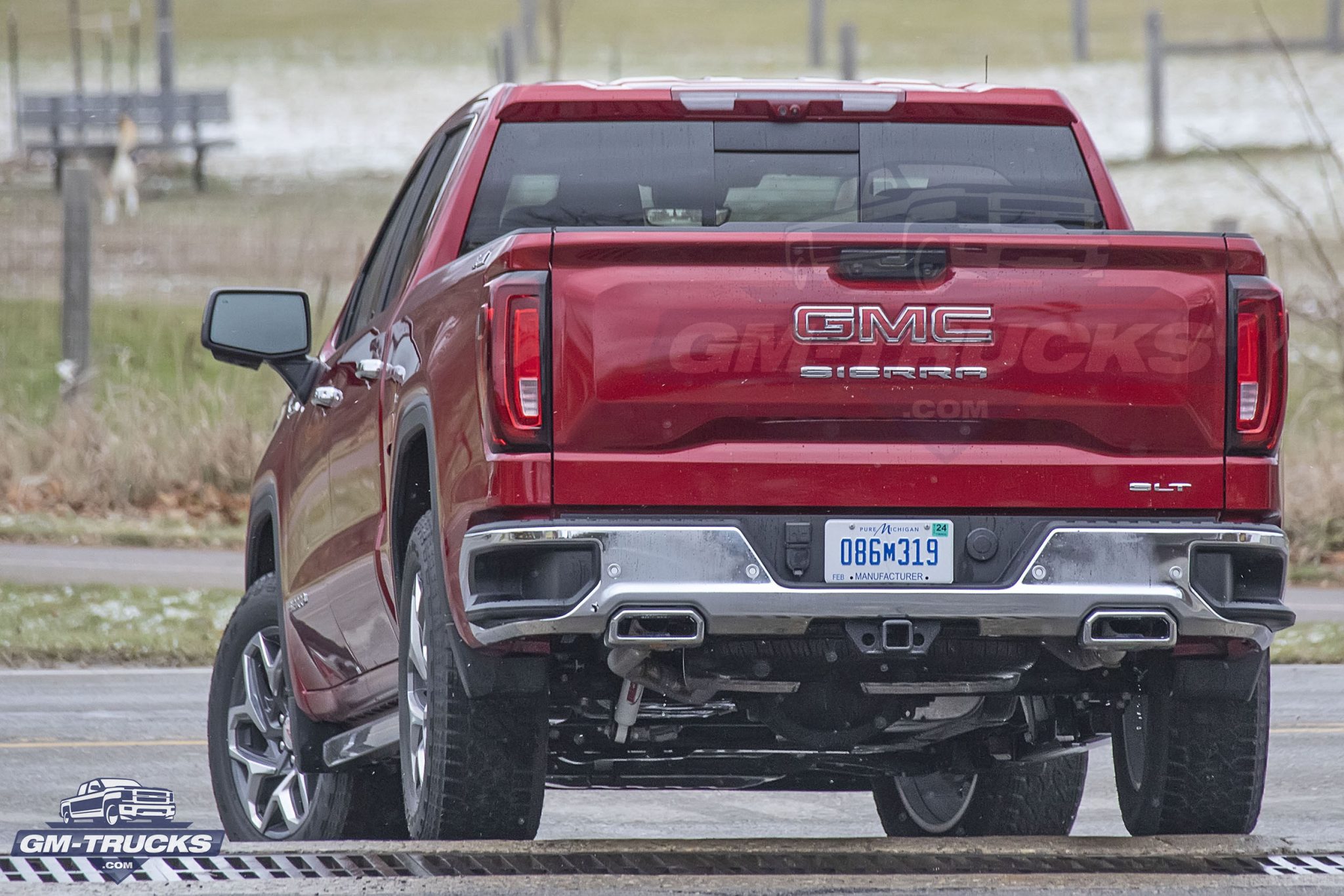 Next-Gen Sierra SLT/Pro X31 Duo Spotted Undisguised | GM-Trucks.com