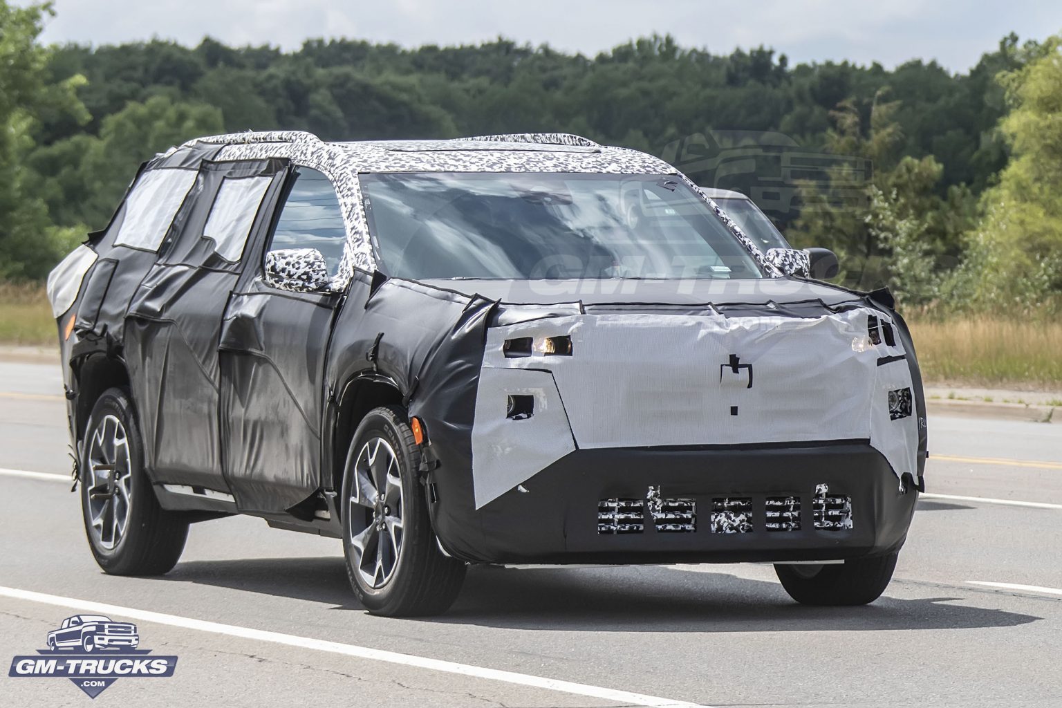 New 2024 GMC Acadia Looks To Be Bigger Than Predecessor | GM-Trucks.com