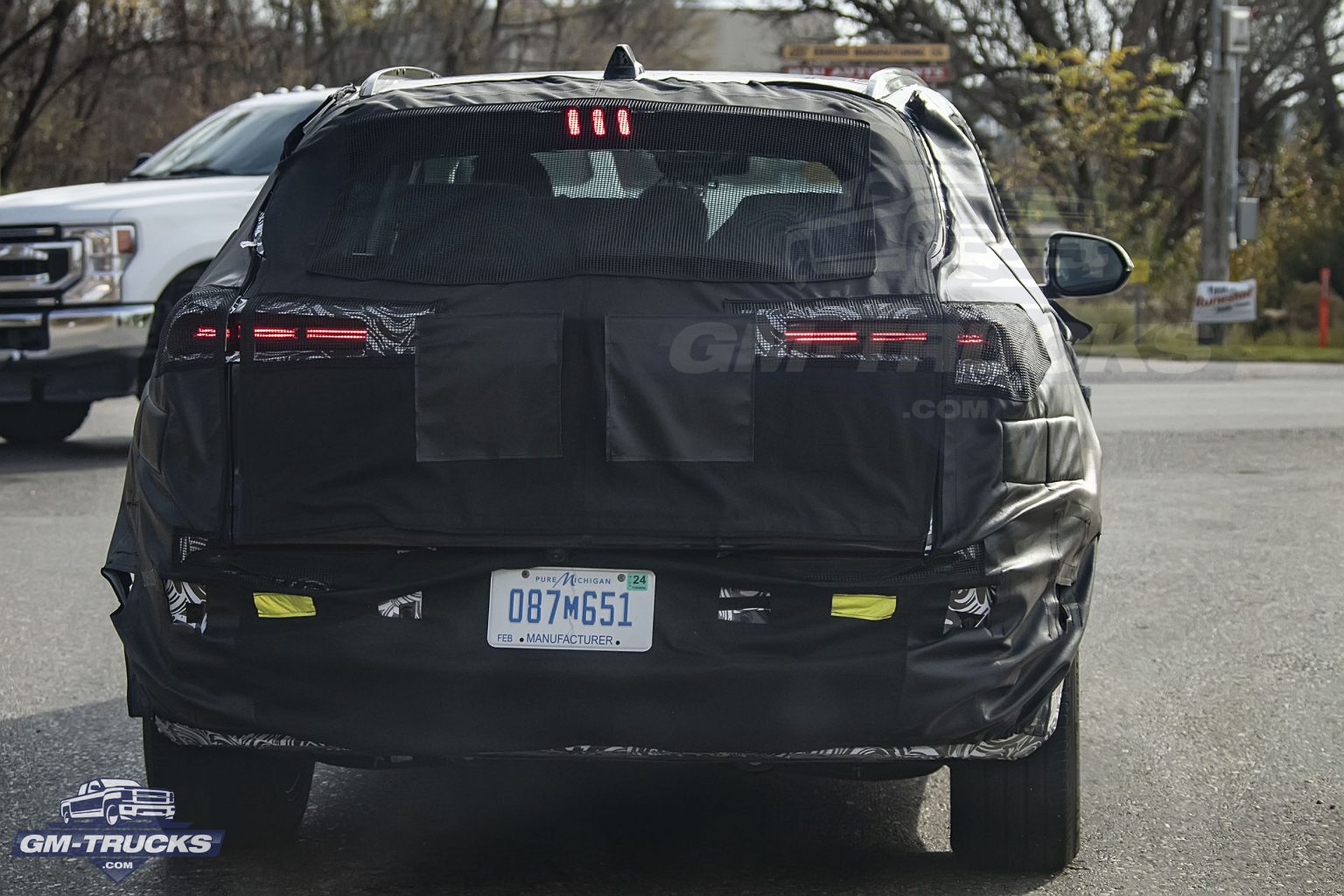 Buick Electra Crossover Prototype Spied | GM-Trucks.com