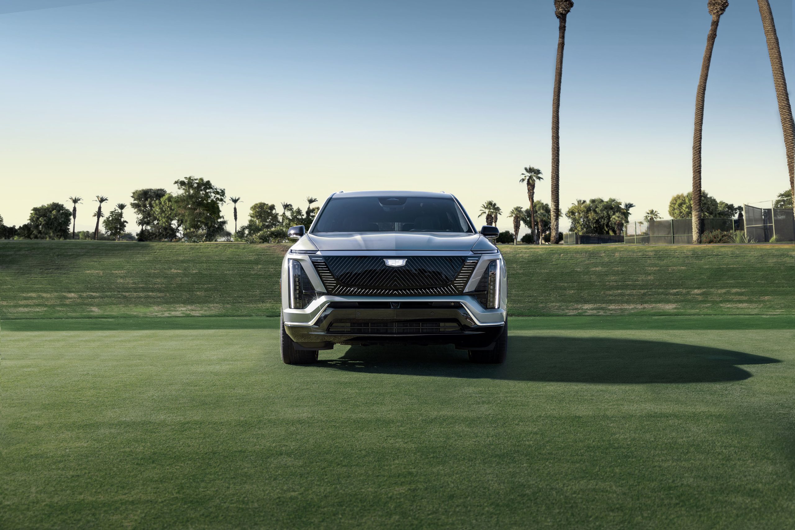 Cadillac's 2026 Vistiq EV: A Three-Row 'Baby Escalade' With 615 HP | GM-Trucks.com
