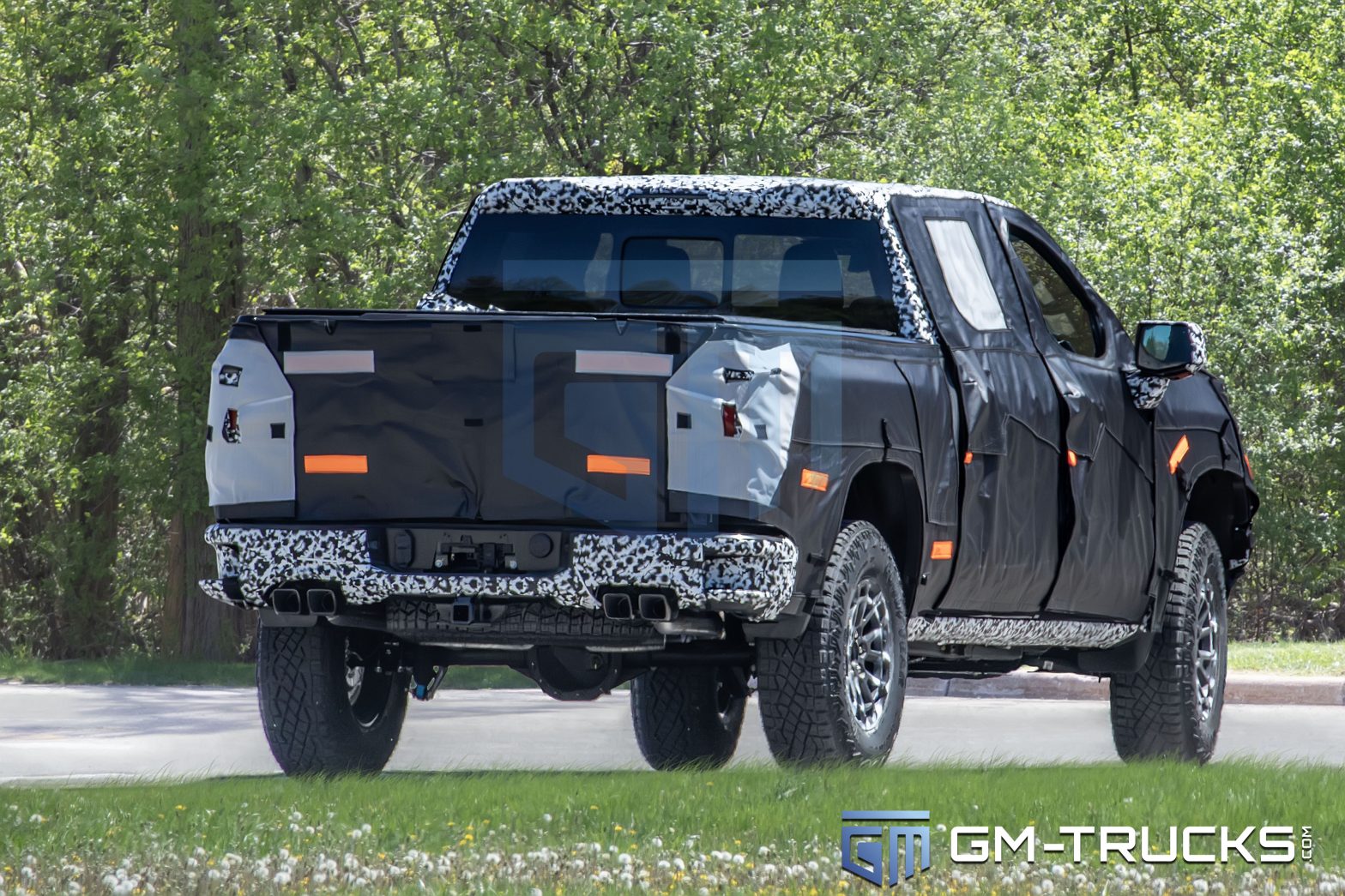 2027 Chevrolet Silverado ZR2 Spy Shots Reveal Major Off-Road Upgrade ...